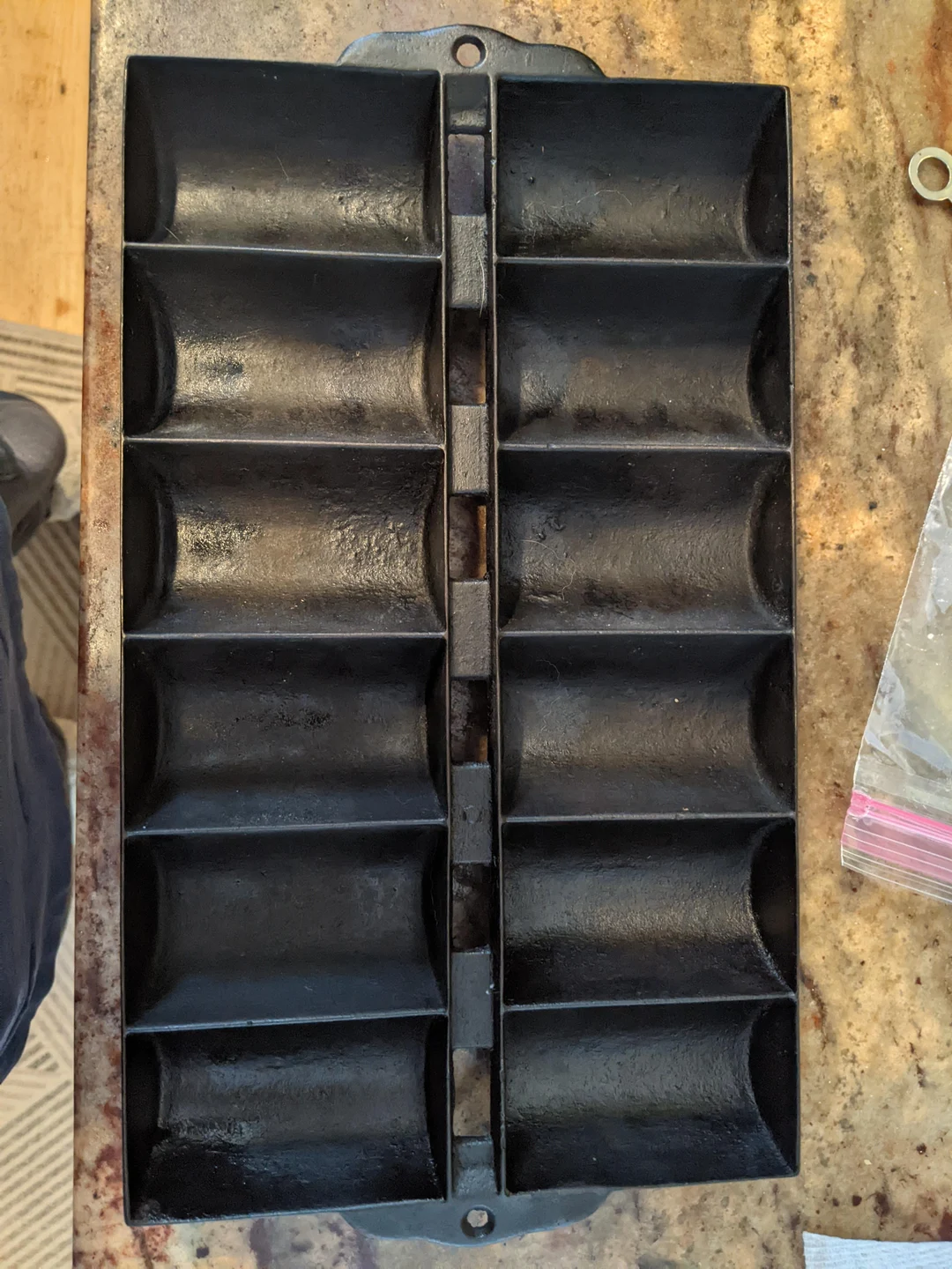 I made a crap load of cornbread in my old gem pan. | Scrolller