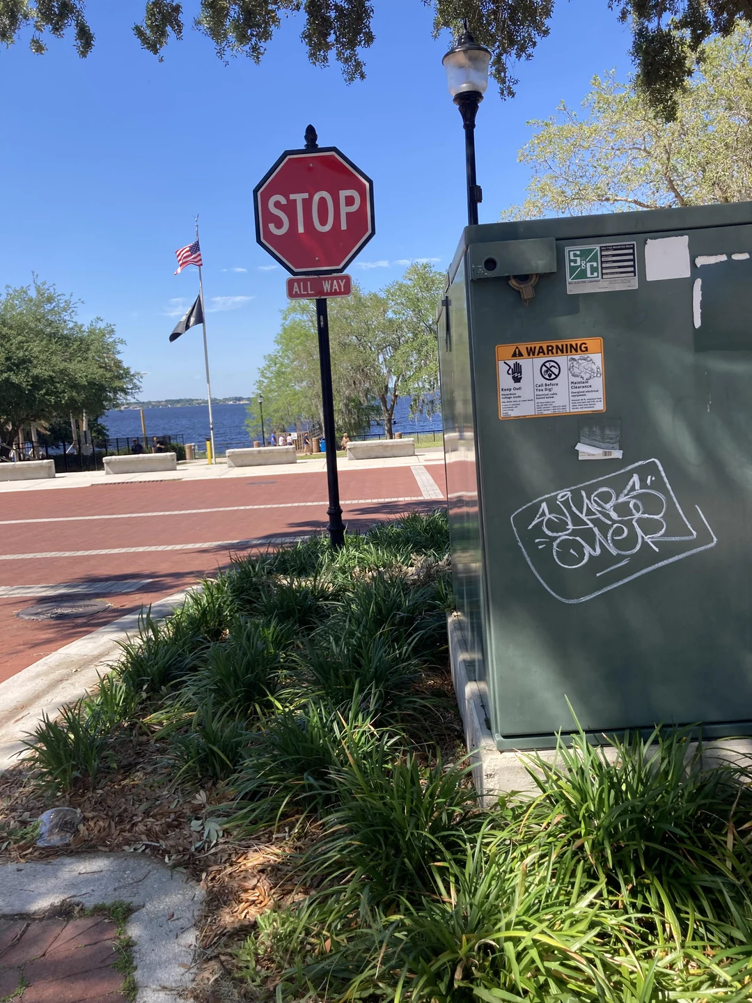 Beautiful day to see the art in downtown Clermont | Scrolller