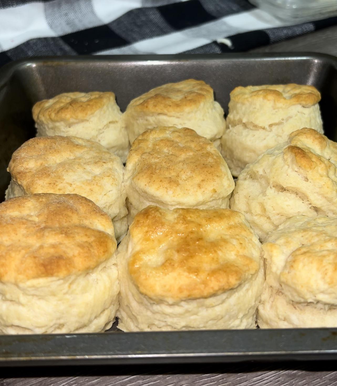 Homemade Buttermilk Biscuits | Scrolller
