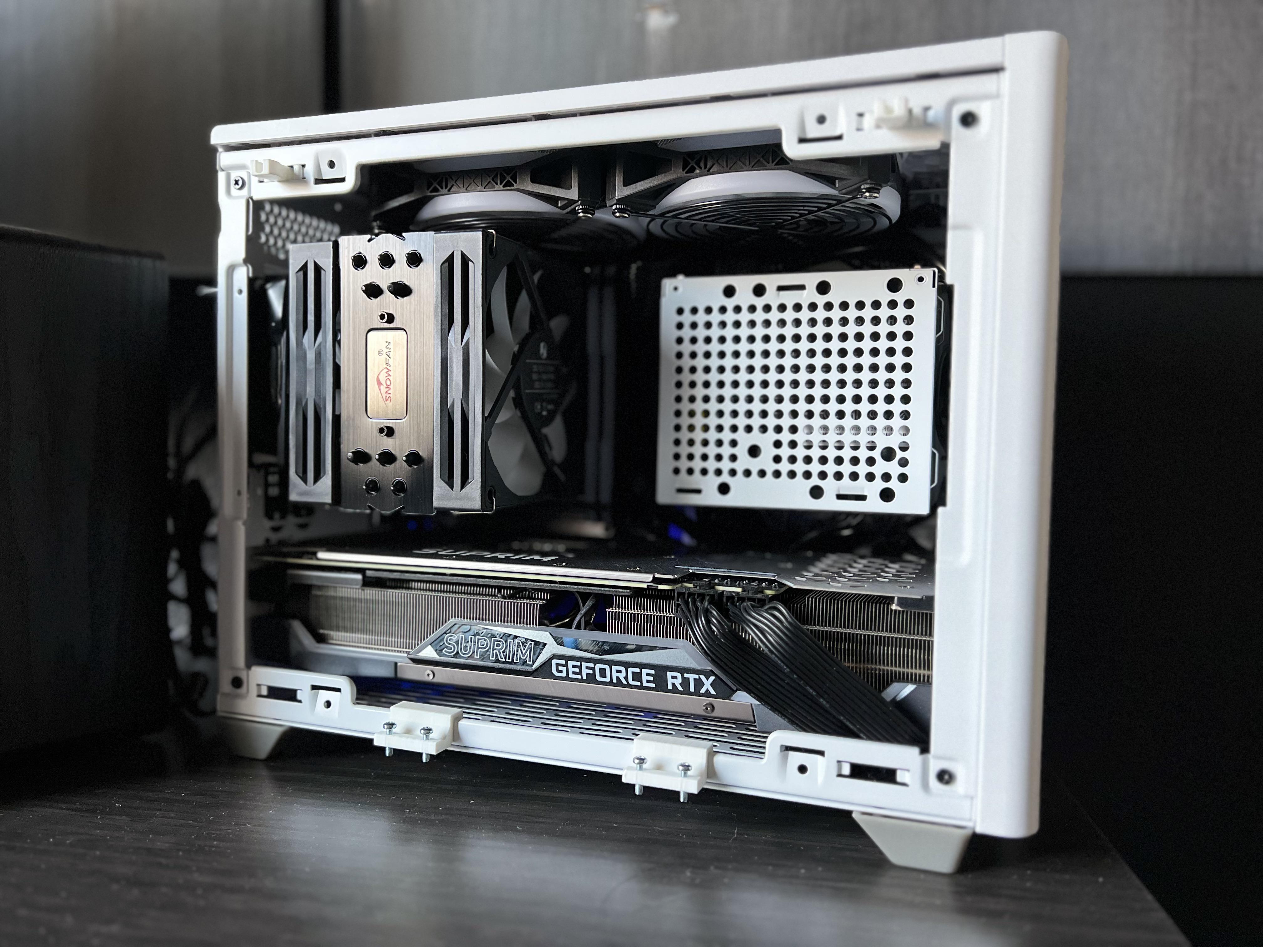 Another basic NR200p build | Scrolller