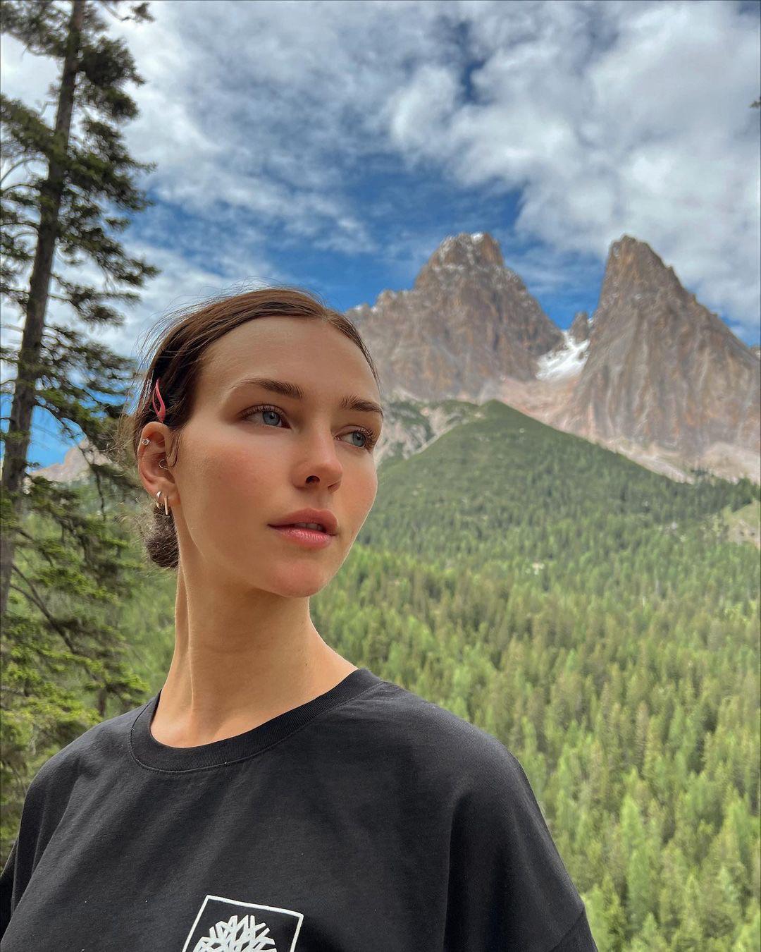 Mountains | Scrolller