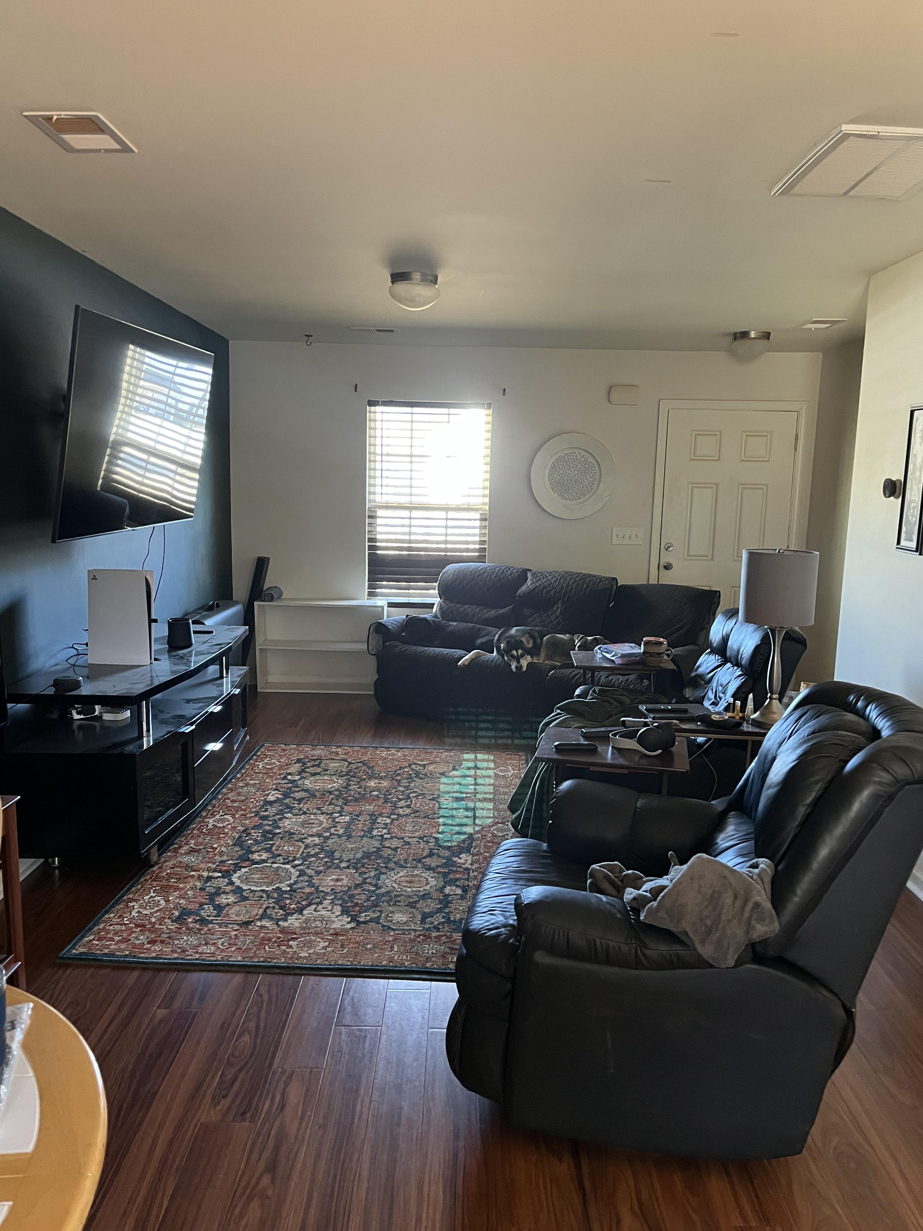 Help with furniture layout | Scrolller