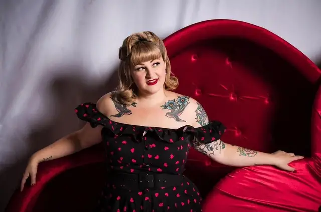 The singer of Half Dizzy! | Scrolller