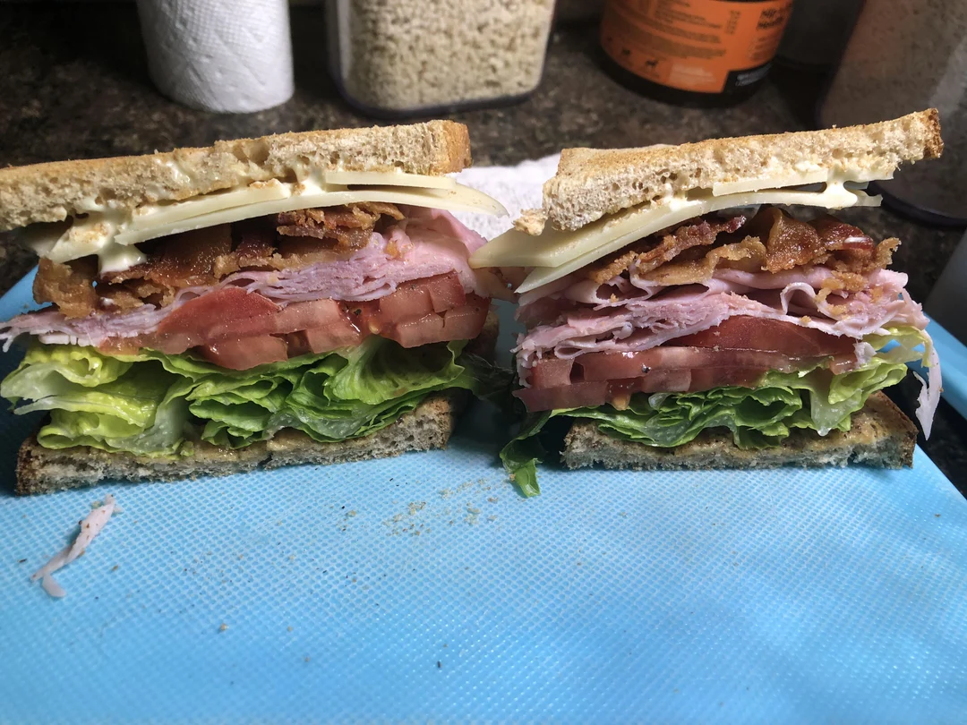 Ham sandwich on rye | Scrolller