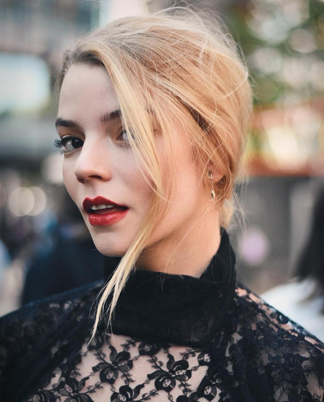 She has no competition. | Scrolller