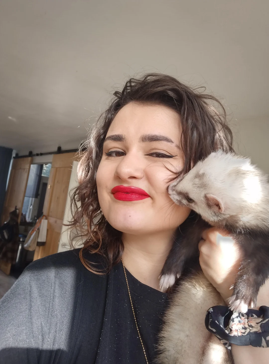 All The Kisses Scrolller