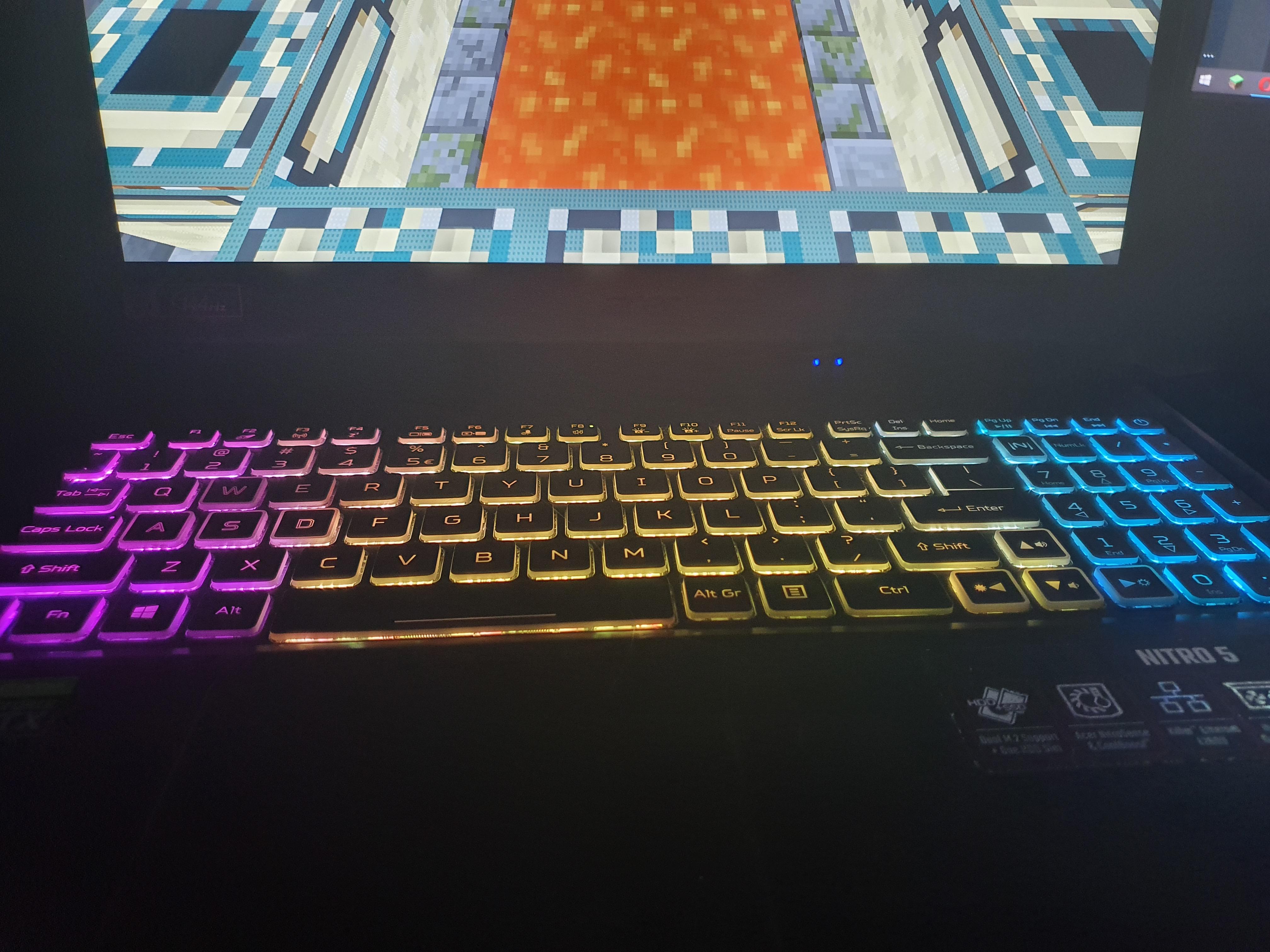 finally customized my keyboard | Scrolller
