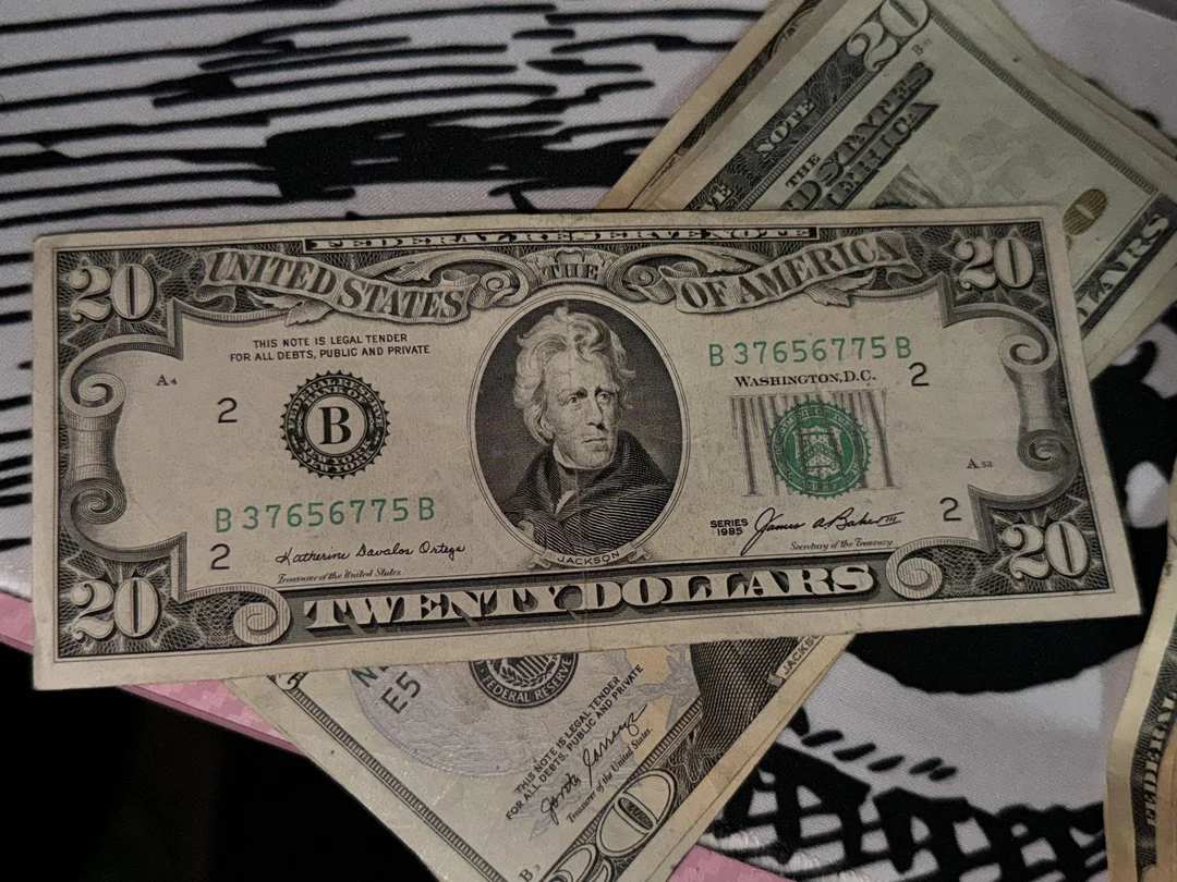 Old ass bill | Scrolller