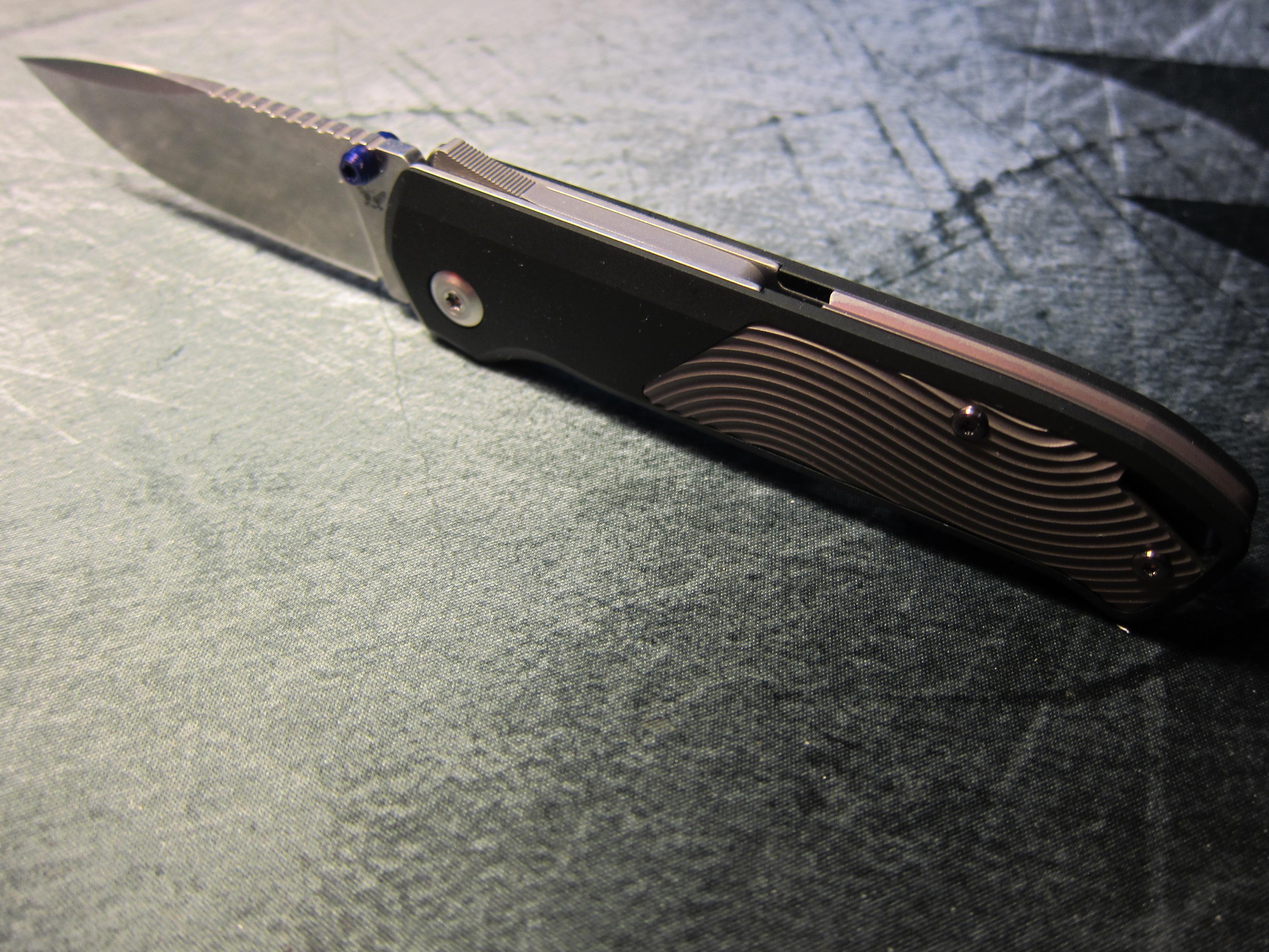 Ultraviolet Arcade | Scrolller