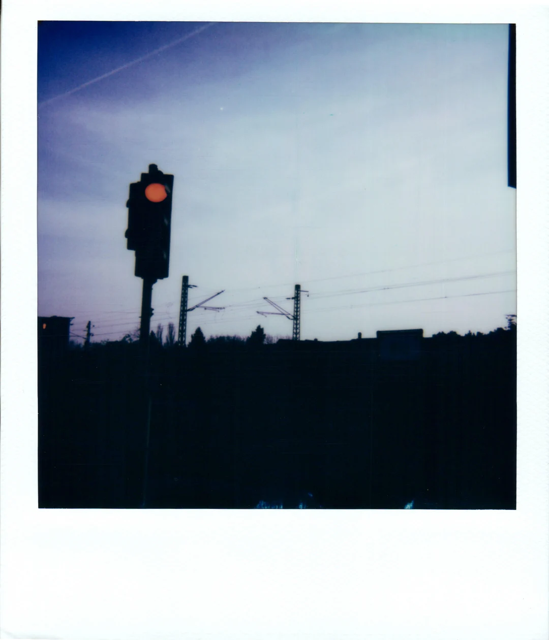 Red traffic light | Scrolller