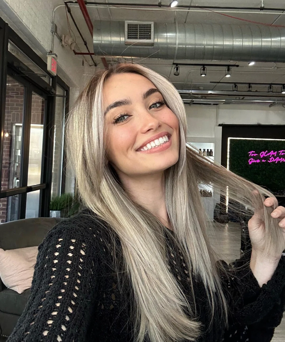 Ashlyn Bischoff | Scrolller