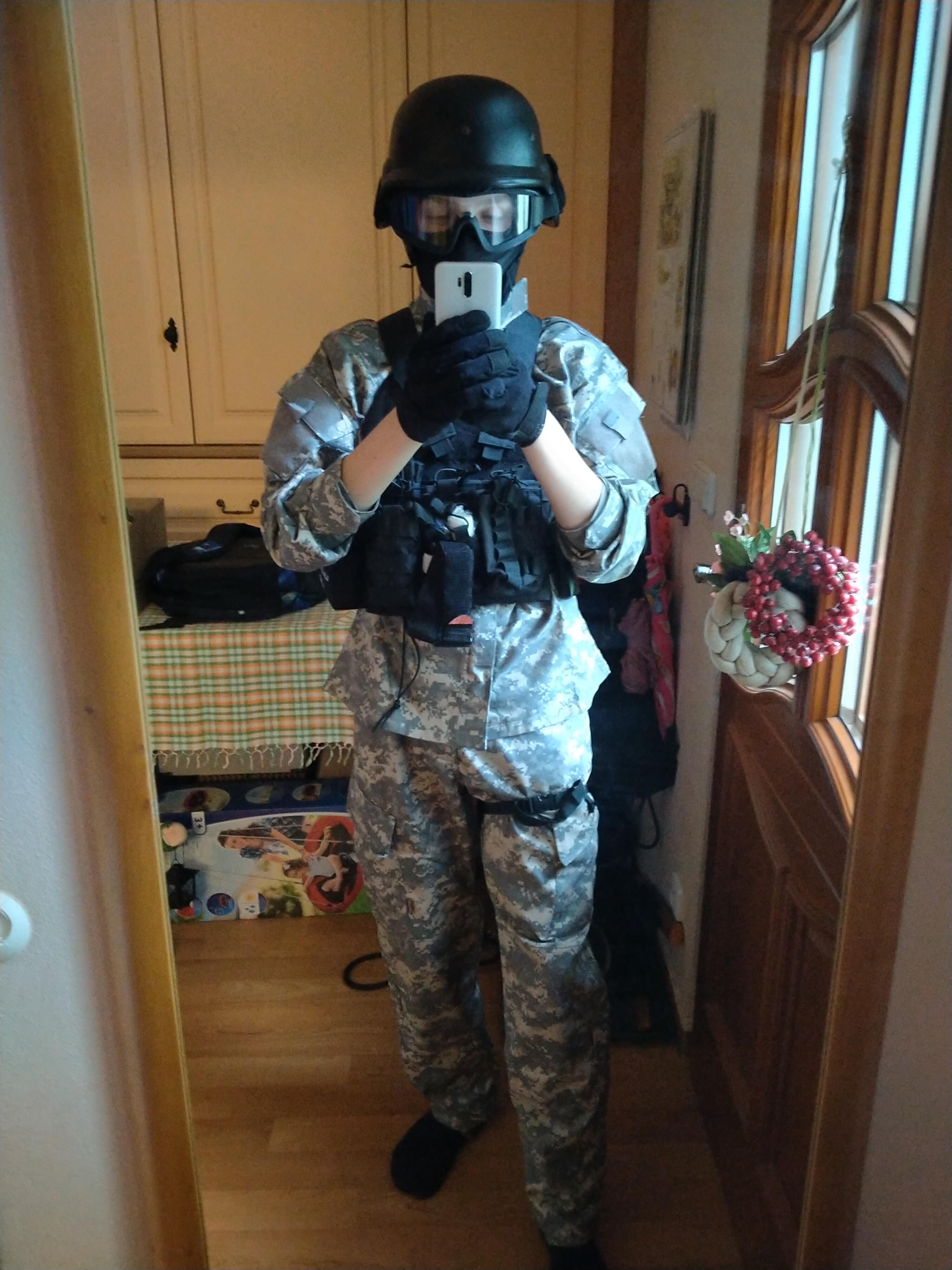 Second photo of my unfinished loadout | Scrolller