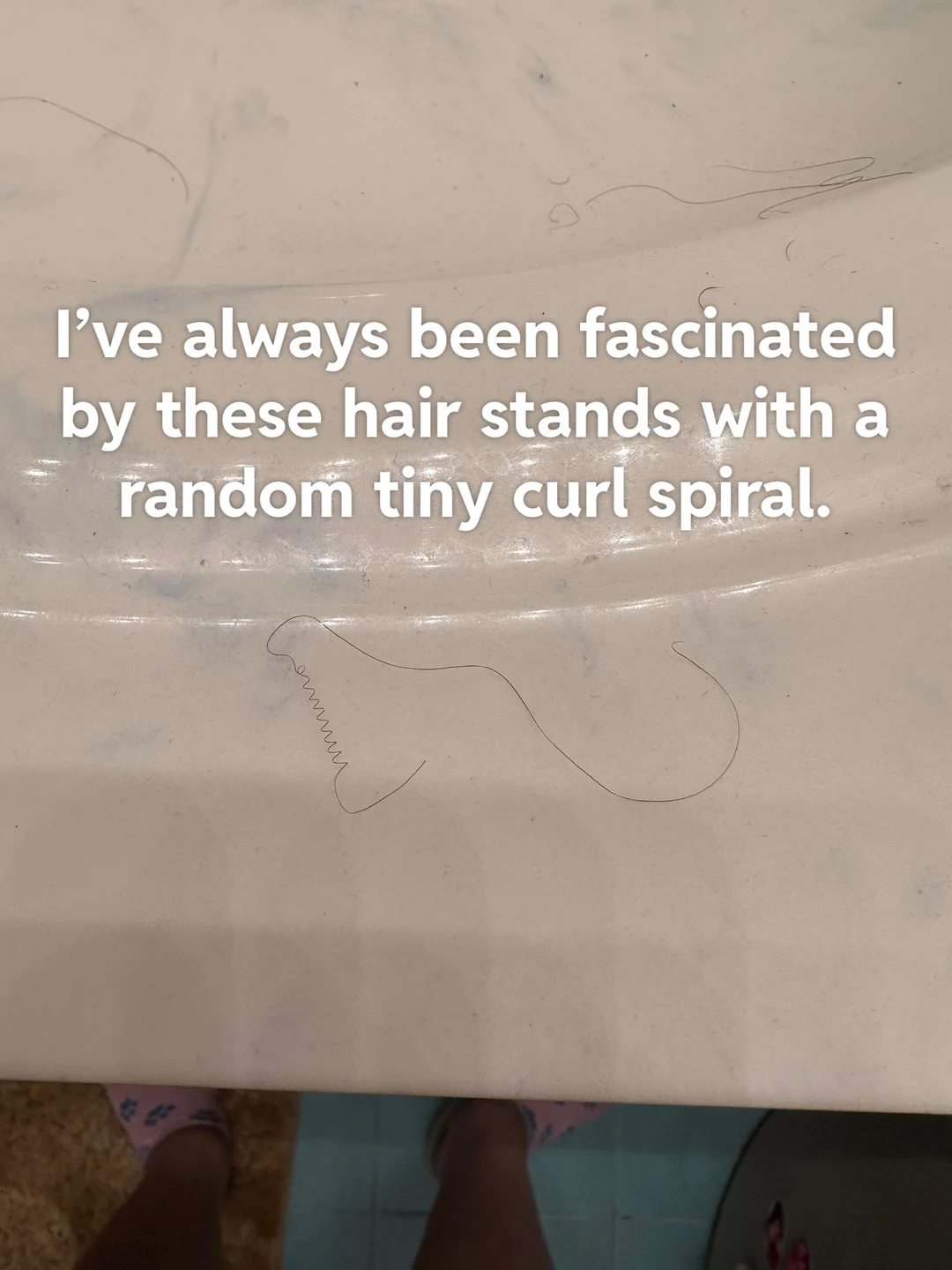 What causes these interesting stands of hair? | Scrolller