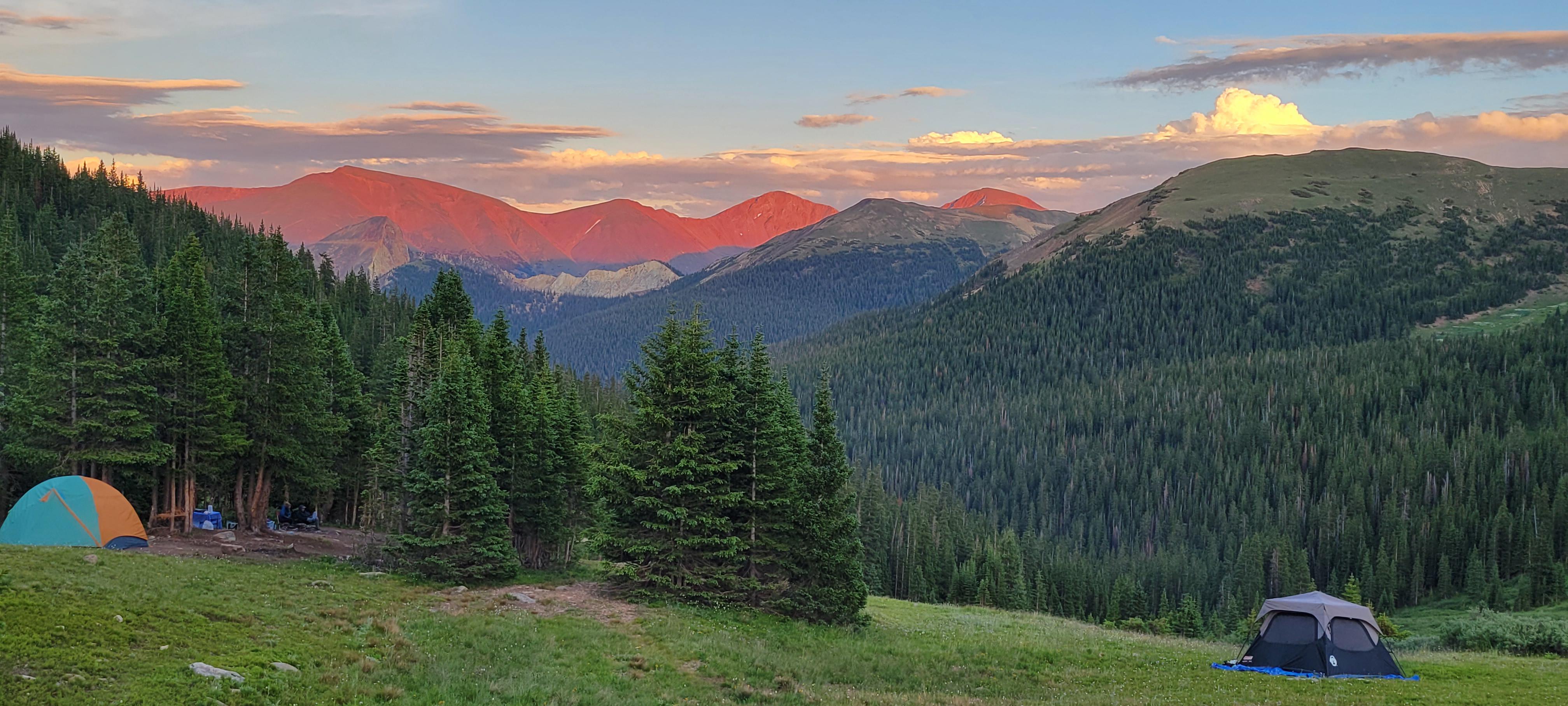 Jones Pass | Scrolller