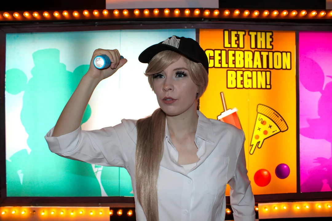 Vanessa from Five Nights at Freddy's: Security Breach by lynxicat | Scrolller