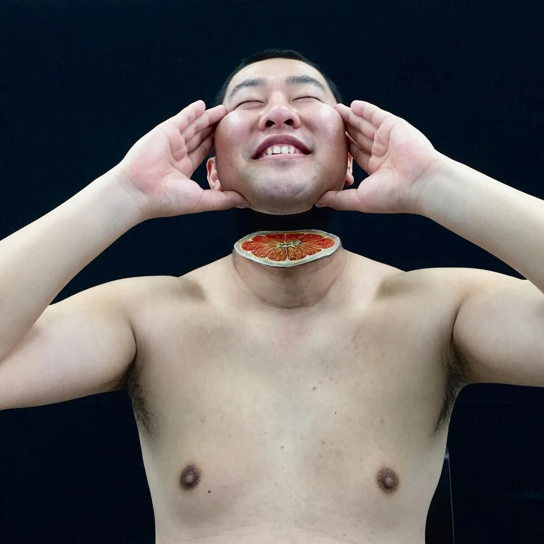 Juicy Girl Revisited, Hikaru Cho, bodypaint, 2017 | Scrolller