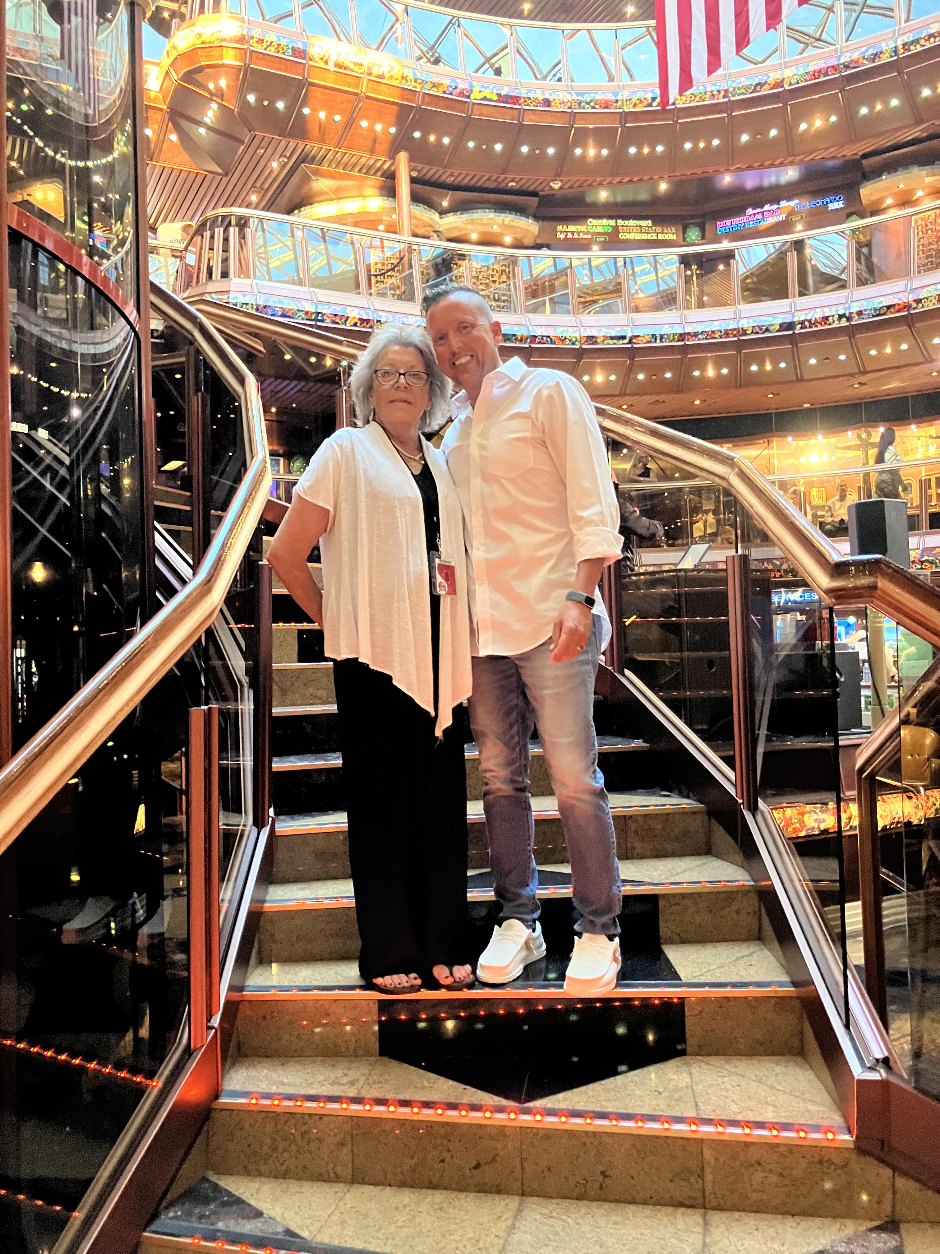 Carnival Paradise | Scrolller