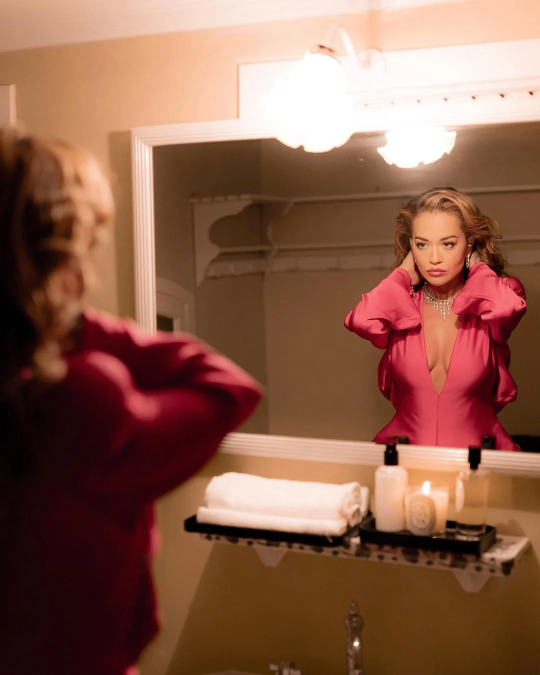 Mirrored Beauty | Scrolller