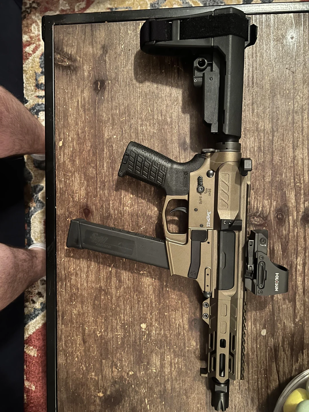 Two tone Tuesday looks better in 45 | Scrolller