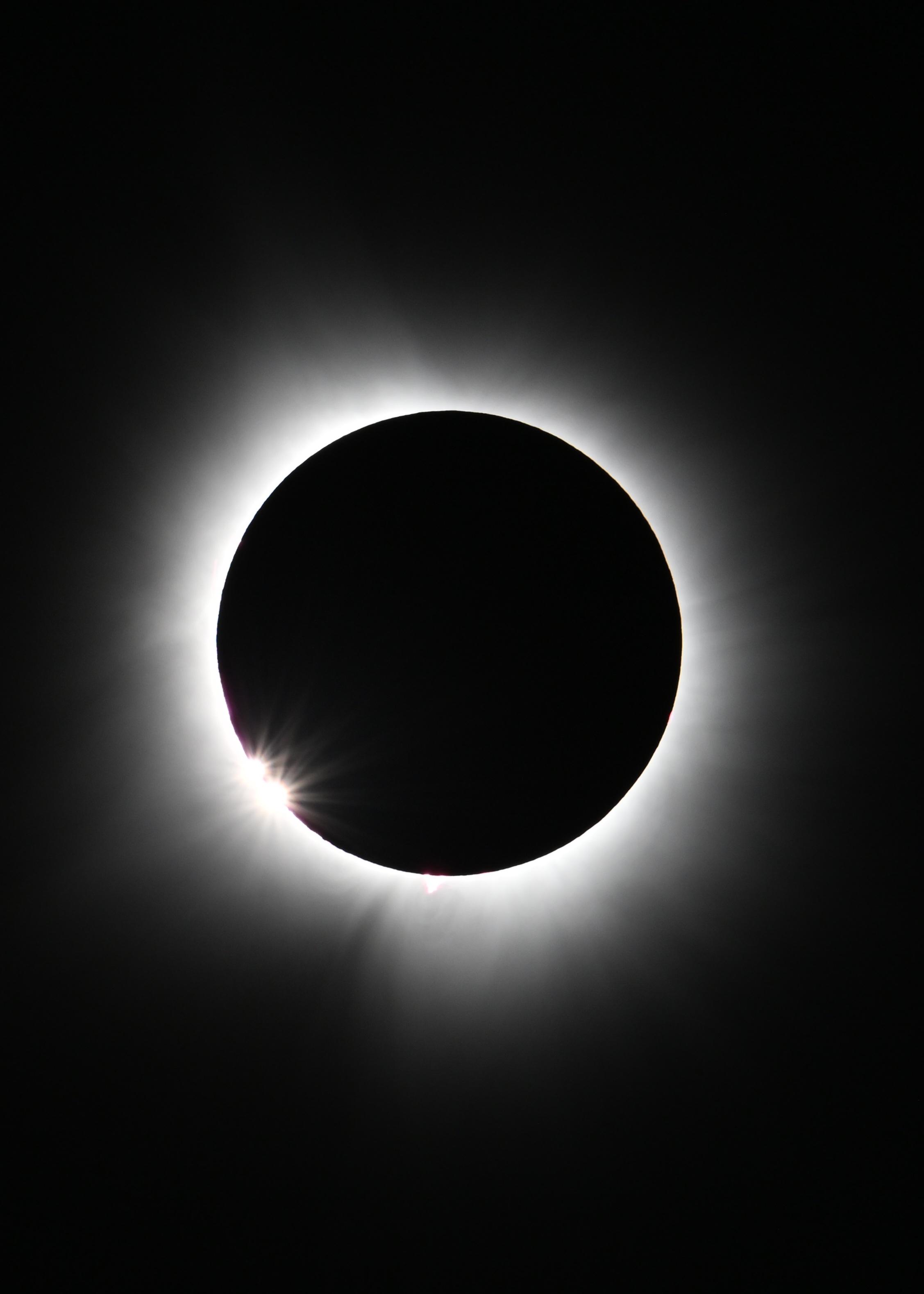 The solar eclipse | Scrolller