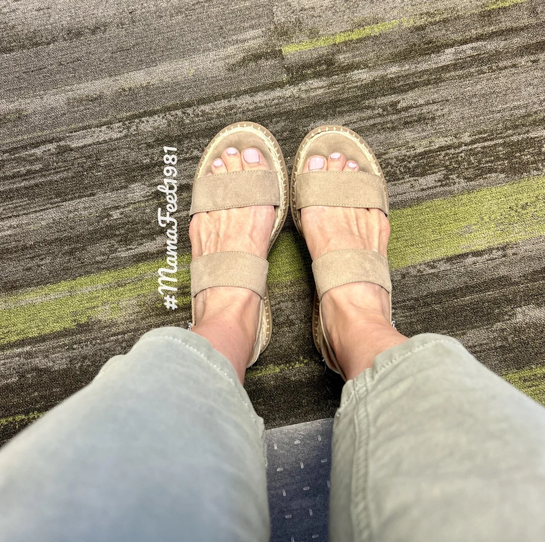 Work feet attire | Scrolller