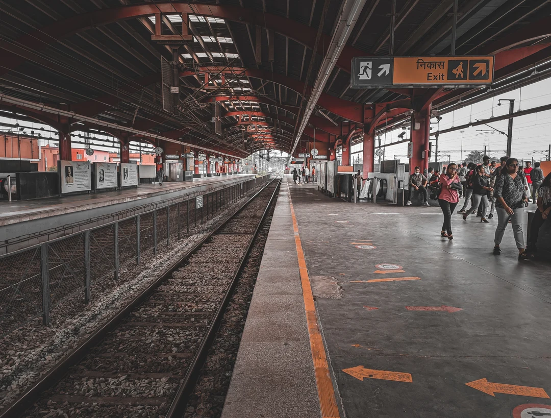 Yamuna Bank Metro Station | Scrolller