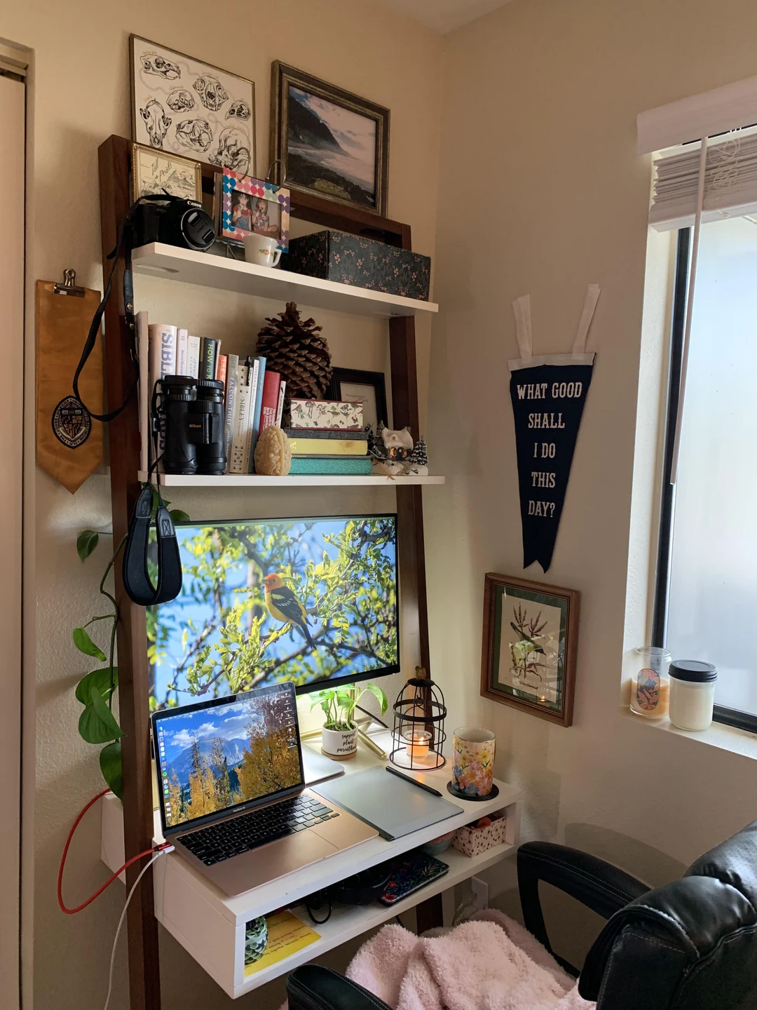 my tiny work from home nook. | Scrolller