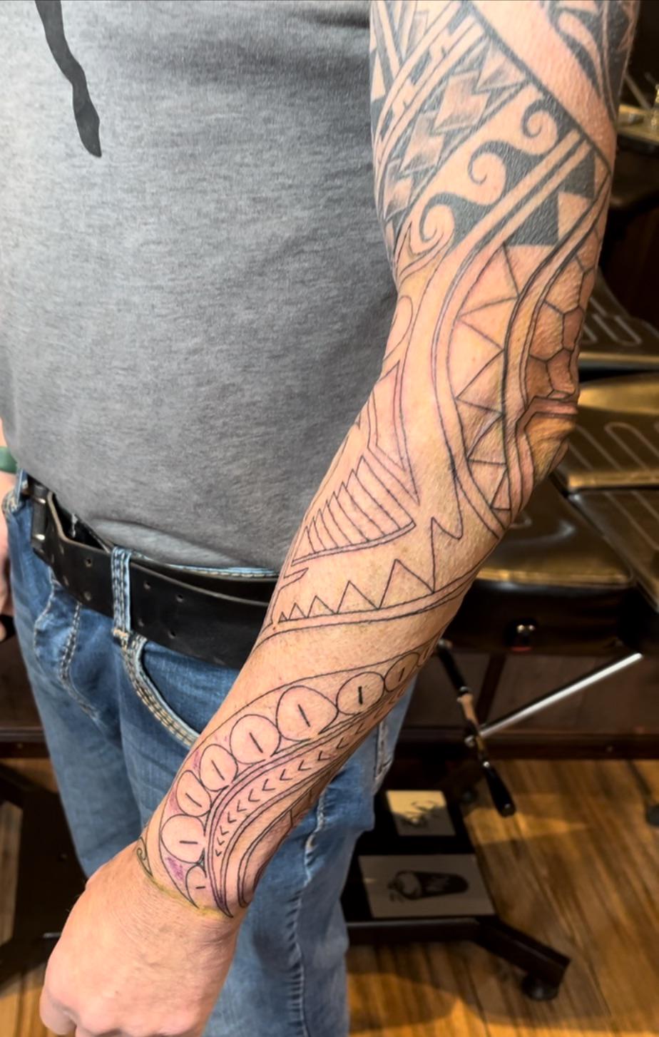 Full Sleeve in progress @sharkthunter tattoo @fabs_tattooer | Scrolller