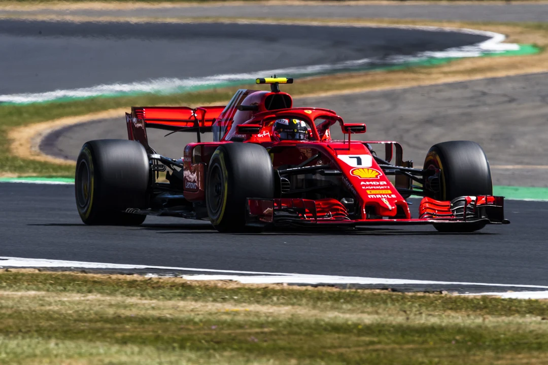 Discover more like F1Porn: Kimi Raikkonen, 2018 in his SF-71H in Silverstone GP, clawed his way ...