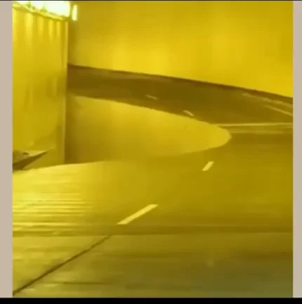 Optical illusion. | Scrolller