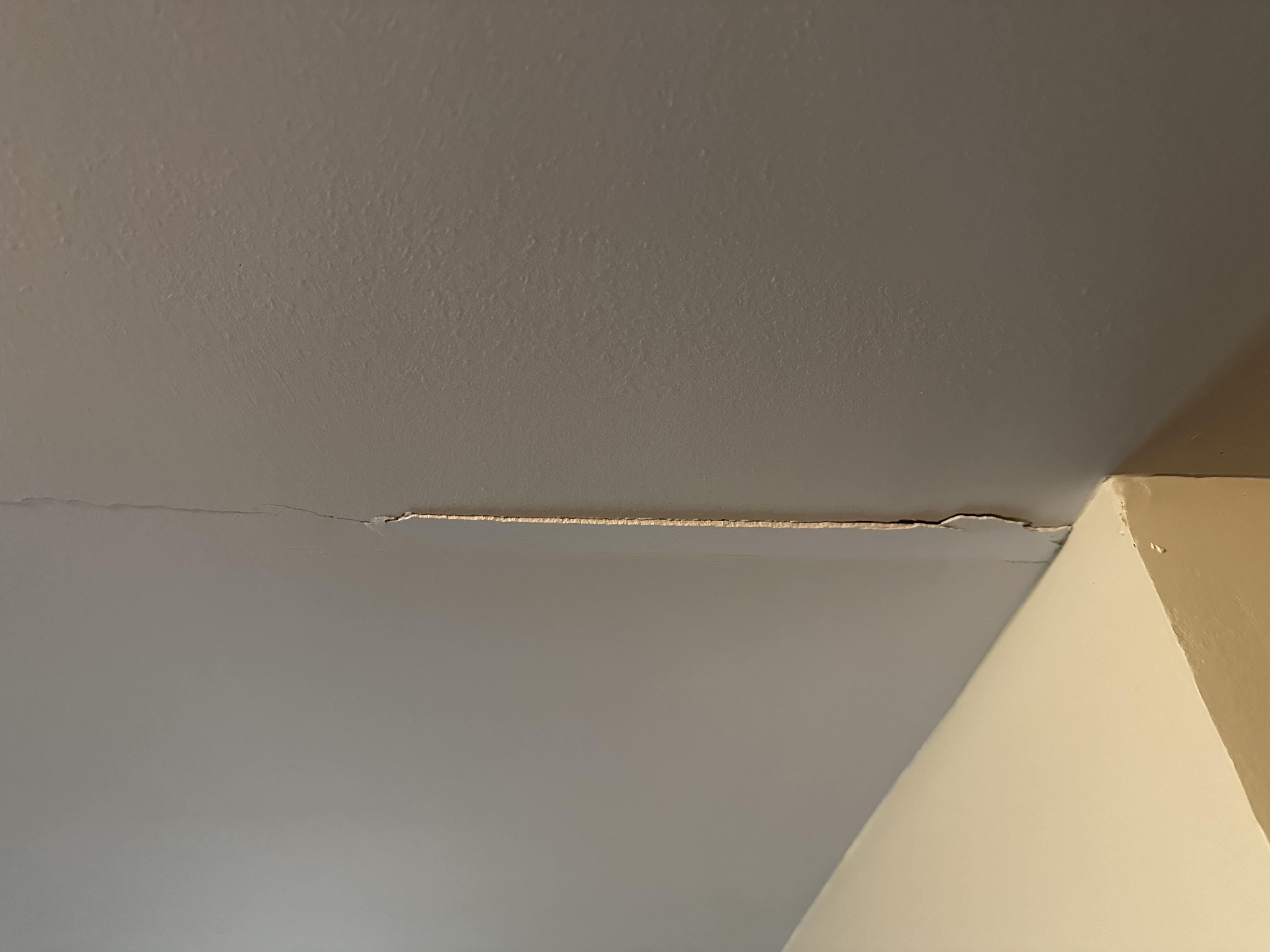 Is this an easy fix? | Scrolller