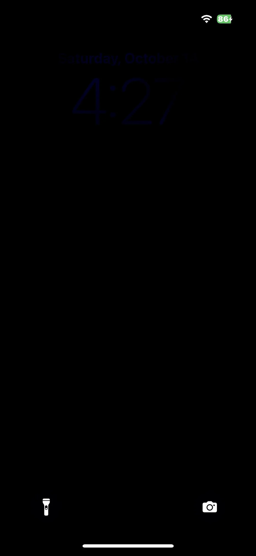 Is this going on with anybody with the new iPhone? | Scrolller