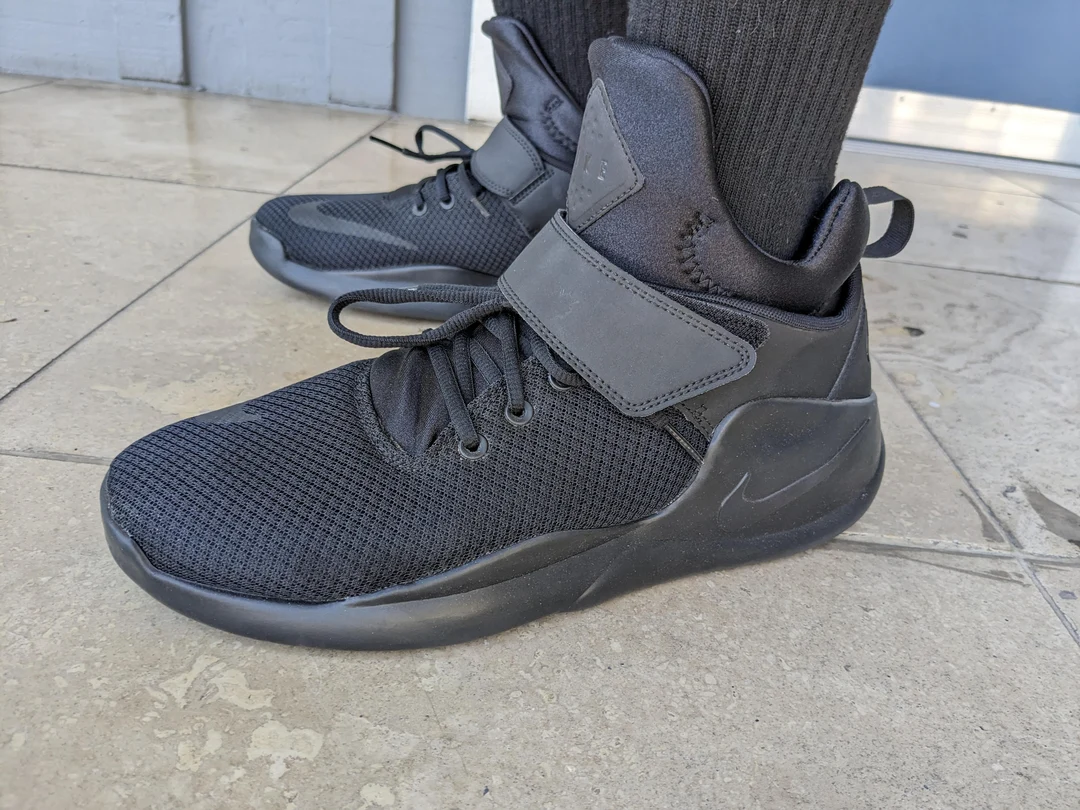 Nike Kwazi | Scrolller