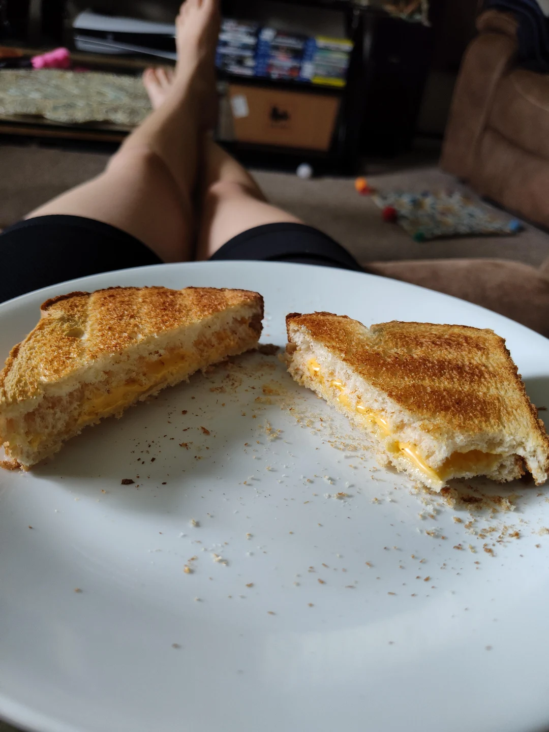 Toaster oven grilled cheese is elite | Scrolller