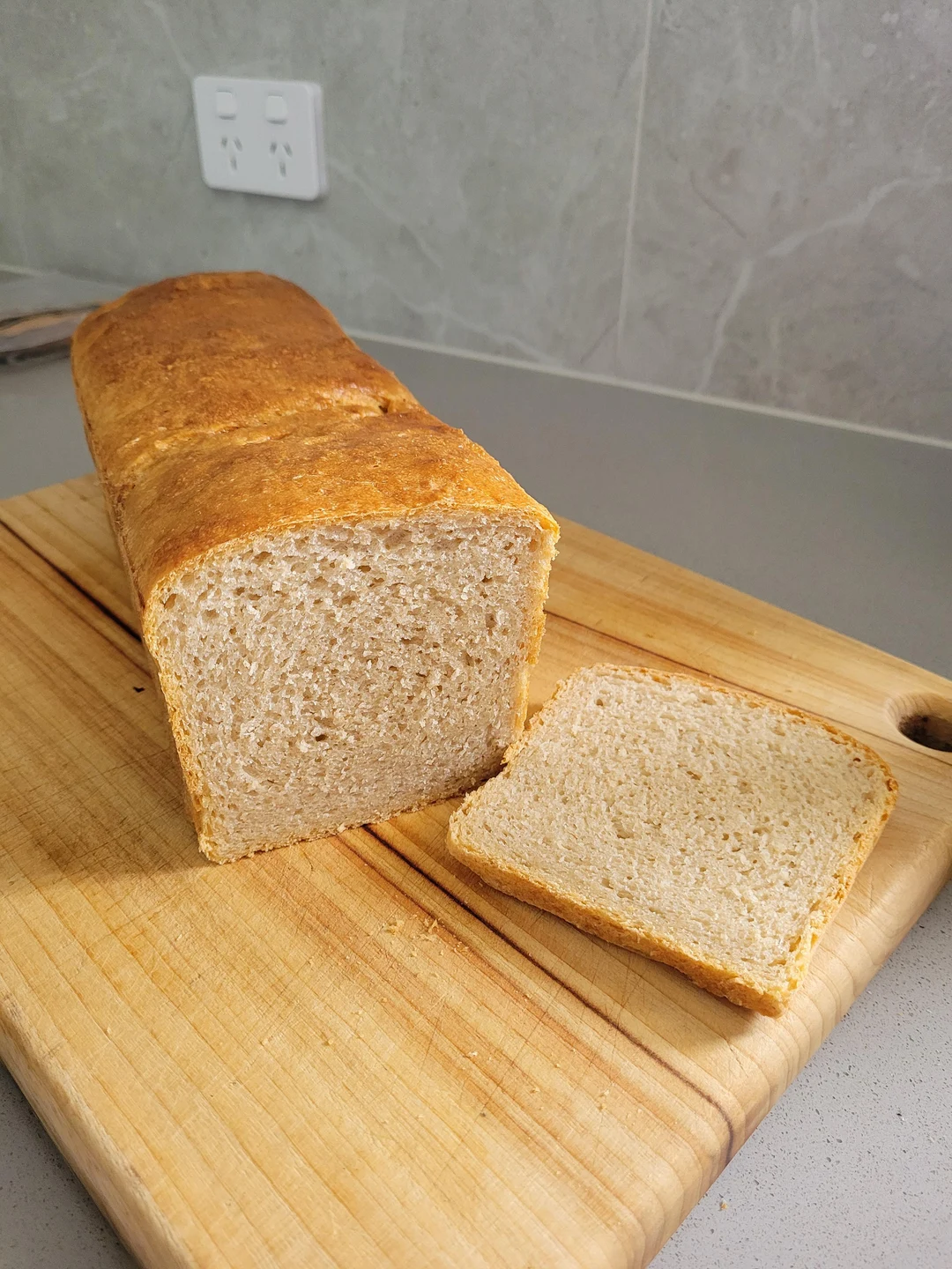 Sourdough sandwich loaf | Scrolller