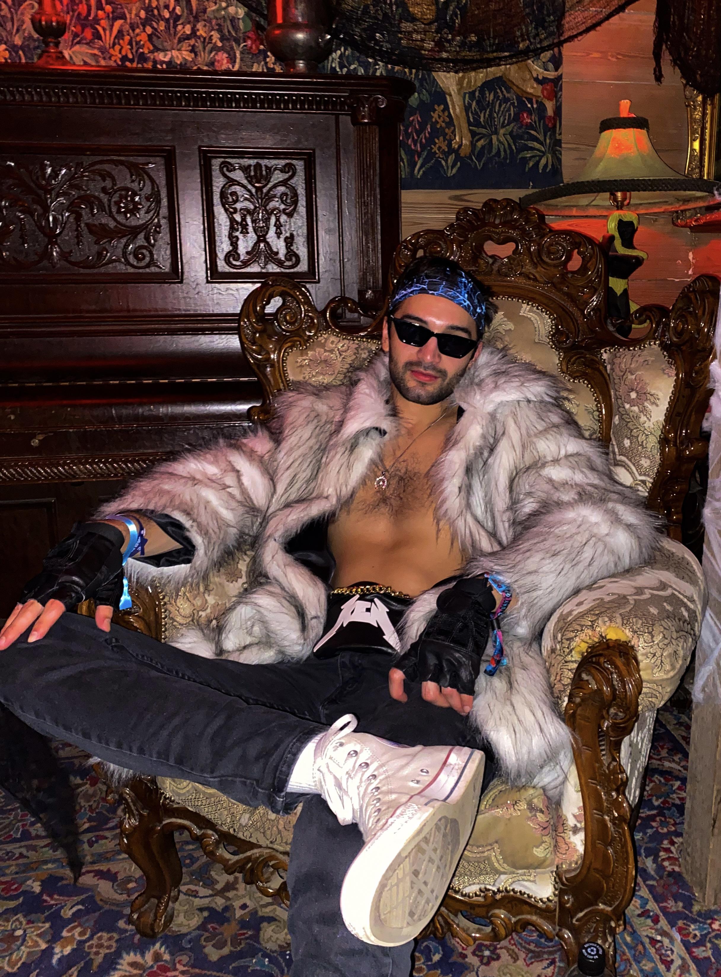 This is my Mojo Dojo Casa House now | Scrolller