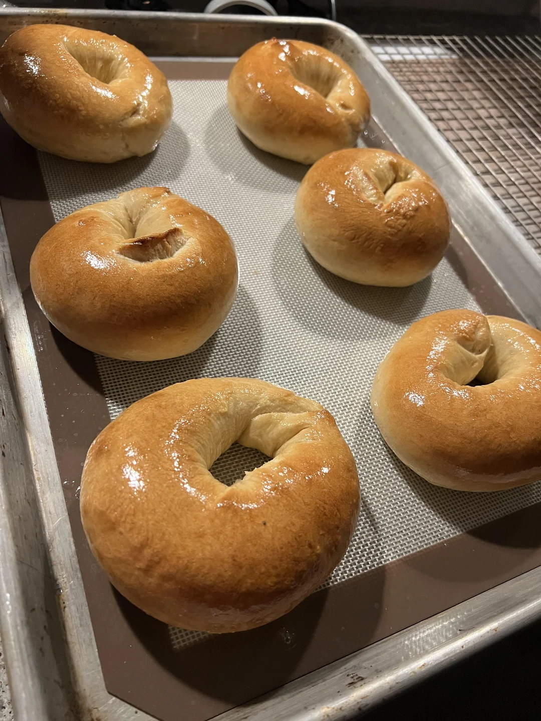 Who doesn’t love a good bagel? | Scrolller