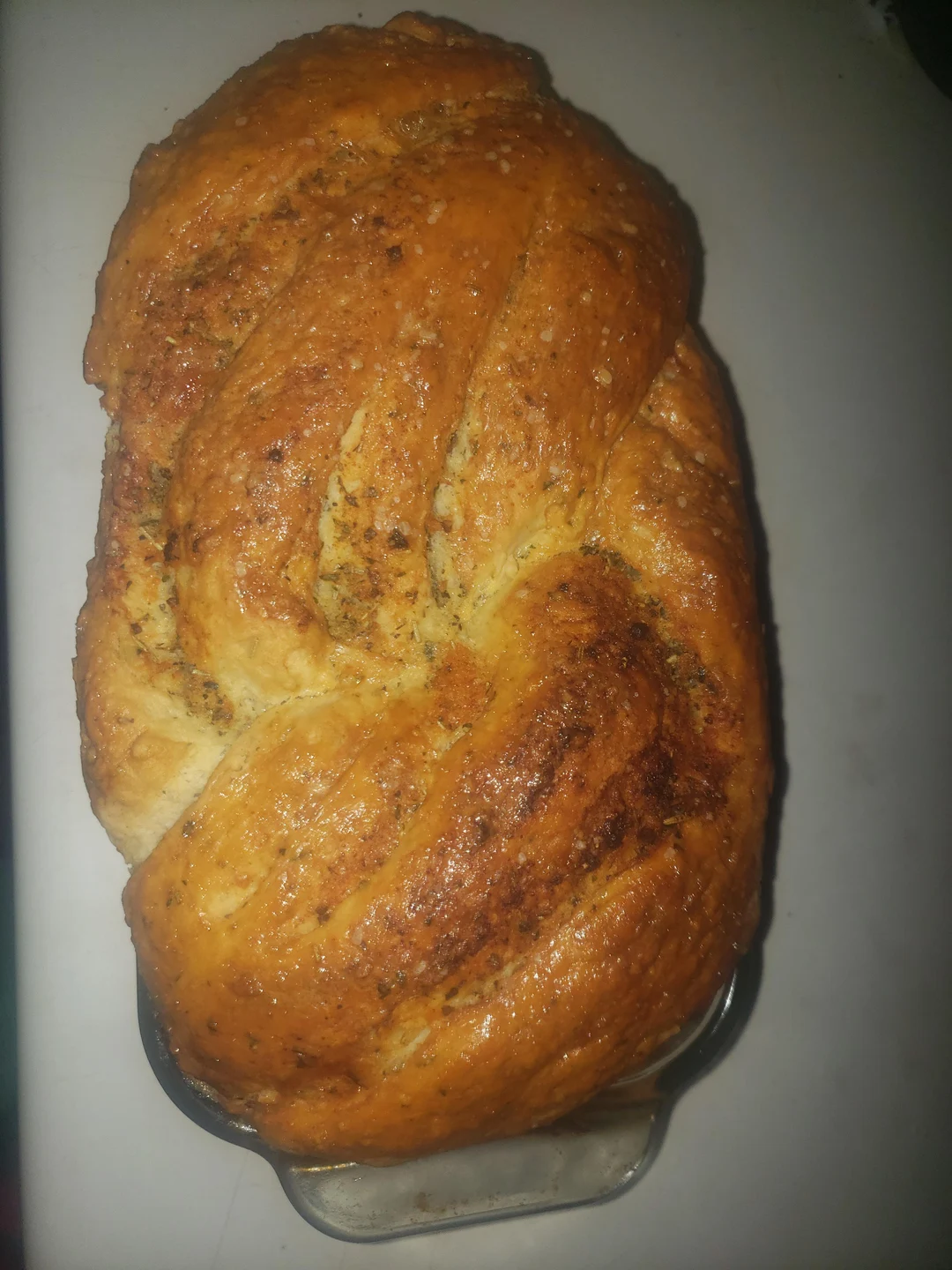 Garlic and Herb Bread | Scrolller