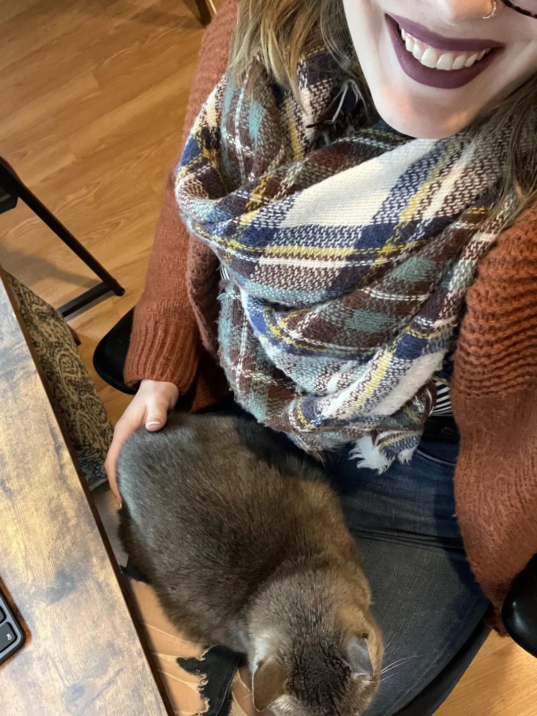 Sure Willow, this is comfy. | Scrolller