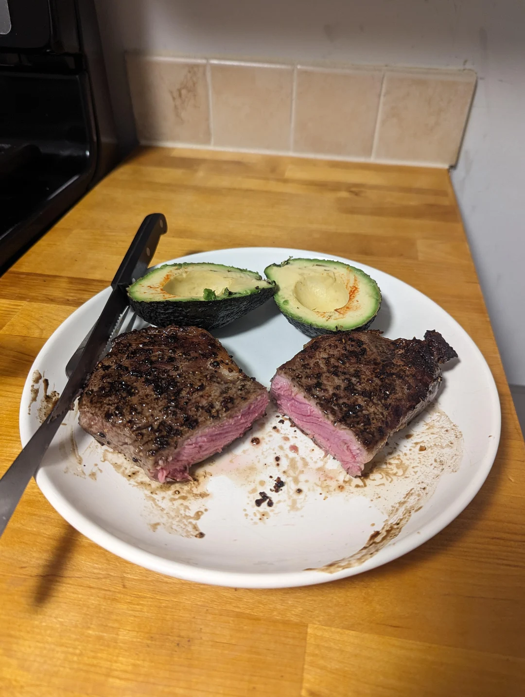 Reverse sear with a cast iron skillet. | Scrolller