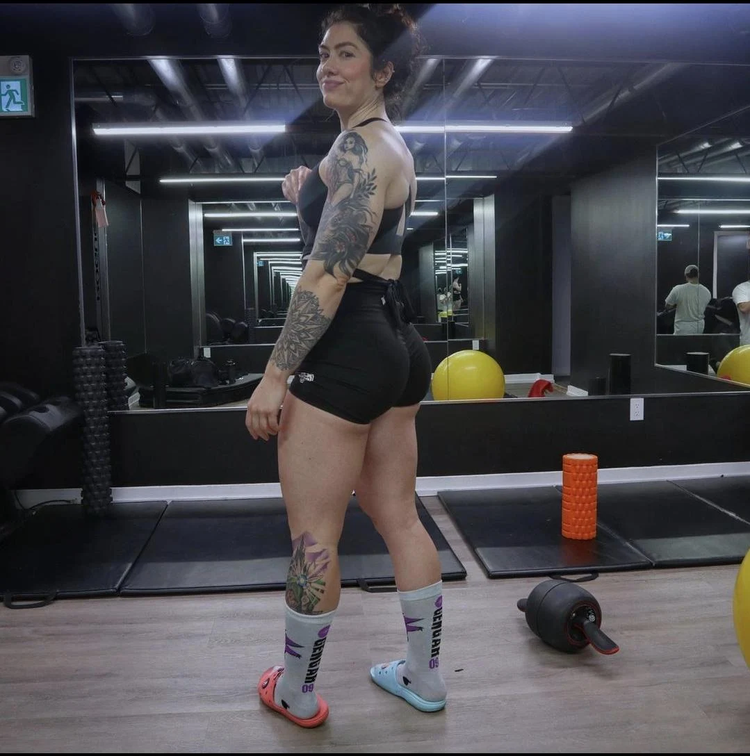 Natasha Aughey | Scrolller