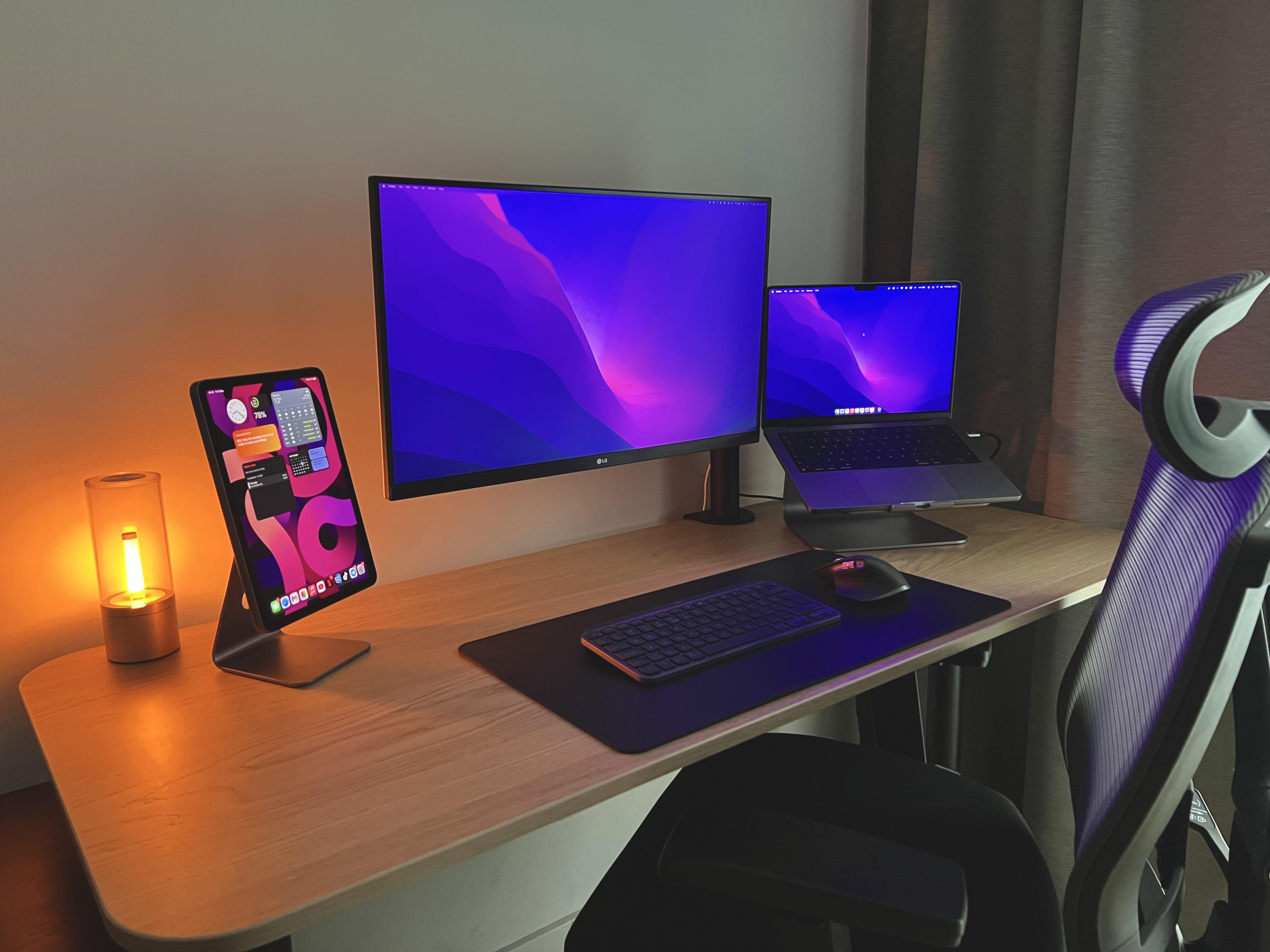 Warm & minimalistic setup (update after 3 years) | Scrolller