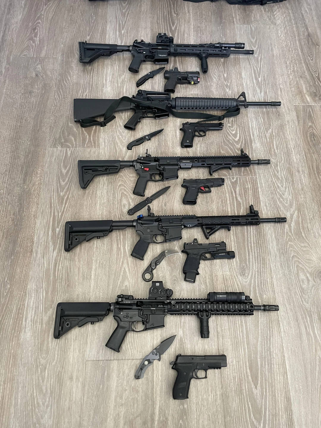 Mine (2nd bottom) and my cousins’ loadout | Scrolller