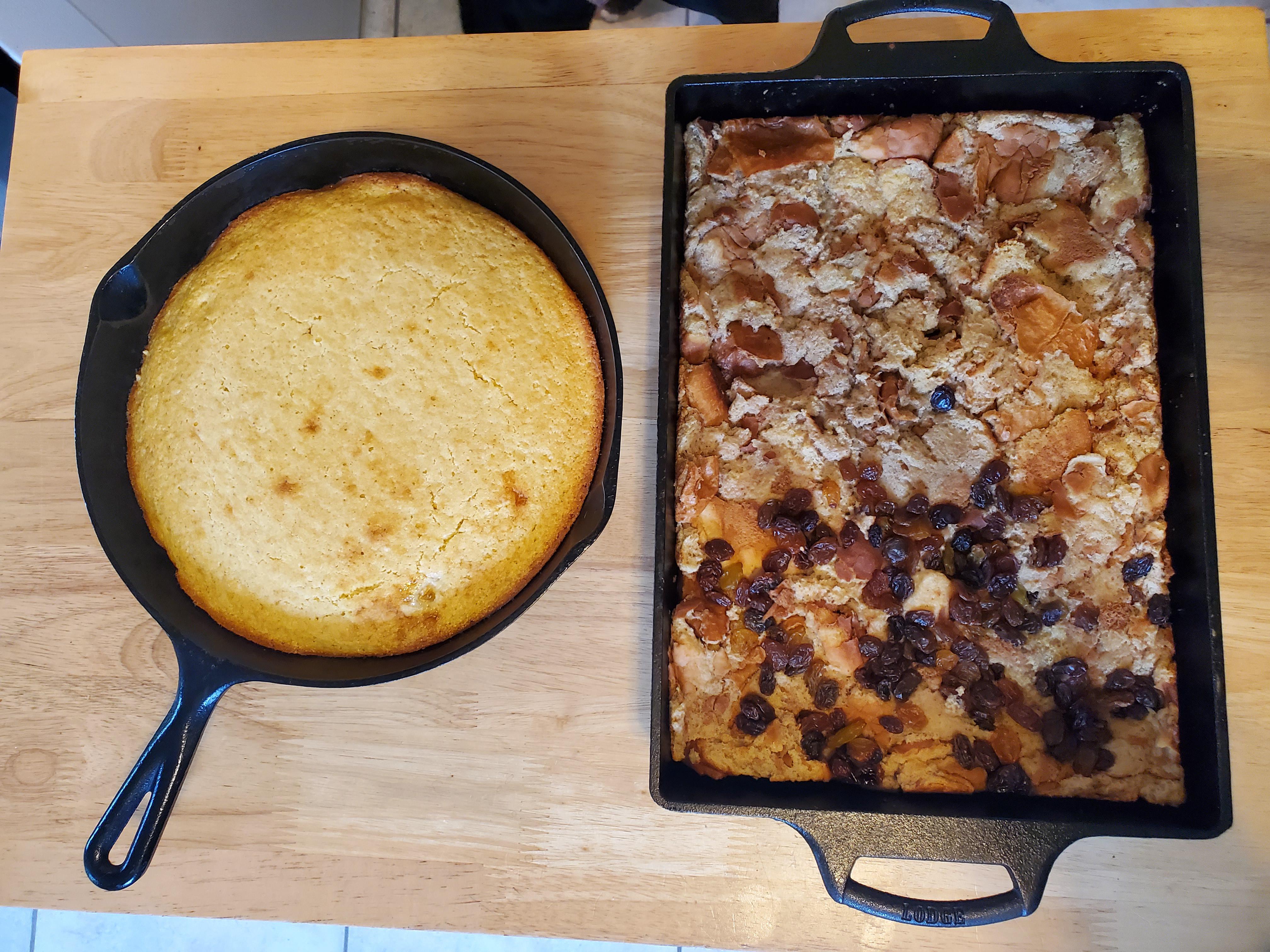Cornbread (3 notch lodge) and bread pudding (9x13 lodge) | Scrolller