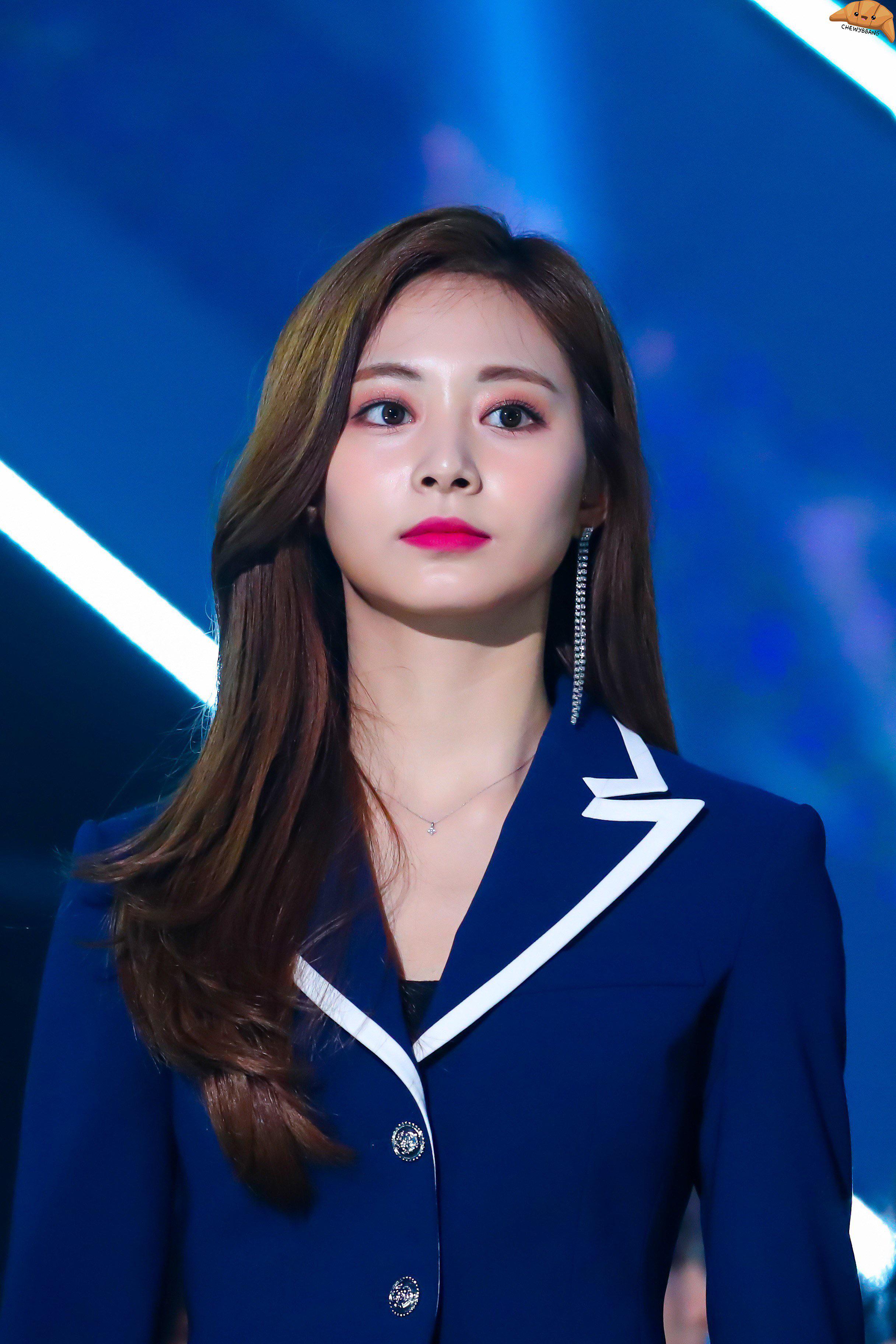 190424 Tzuyu | Scrolller
