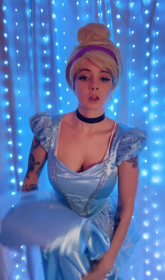 Cinderella by elizawitchcosplay | Scrolller