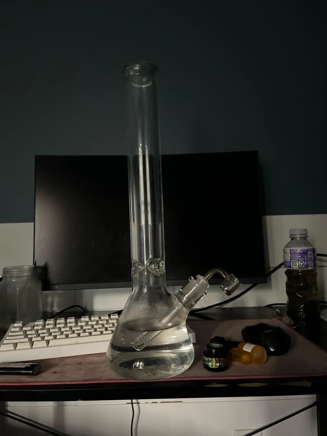 New bong | Scrolller