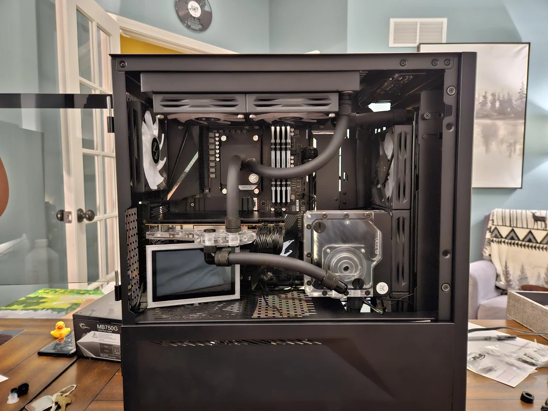 Getting closer! | Scrolller