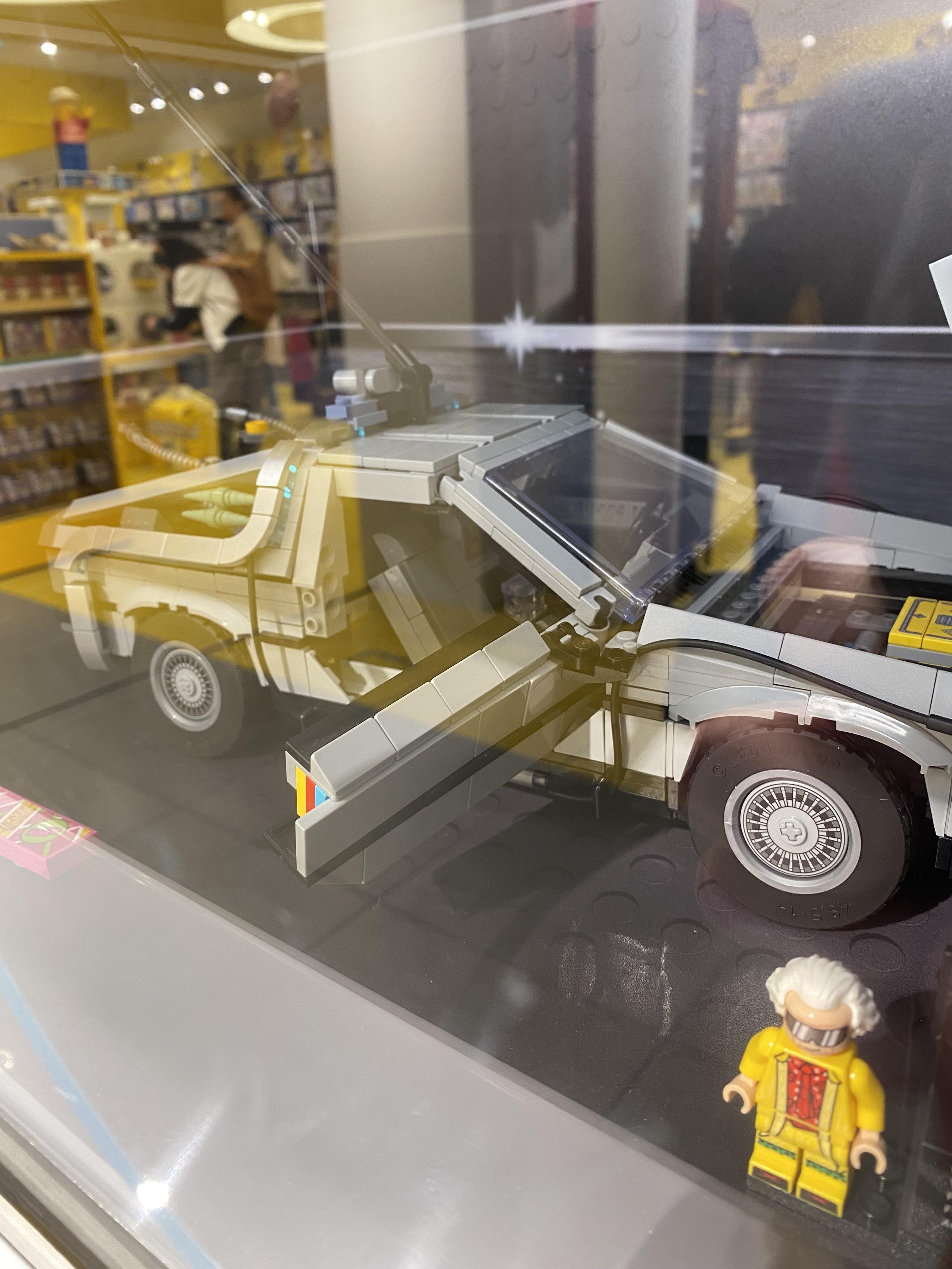 Lego store employee didn’t know it had gullwing doors… | Scrolller