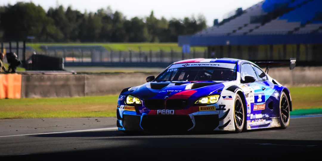 BMW M6 GT3 [5391x2695] | Scrolller
